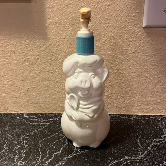 Avon | Bath | Vintage Avon Pig Lotion Dispenser | Poshmark